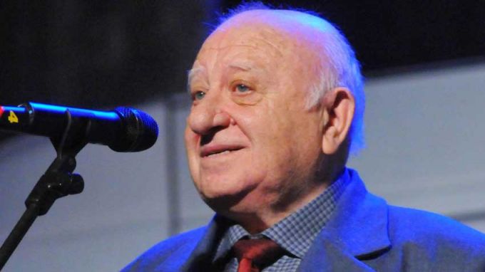 Writer Georgi Mishev celebrates 80th birthday with friends - Culture